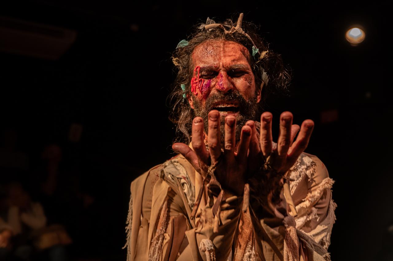 '4 Amigues', 'Inópia Humanoide' e 'Manifesto Elekô': 3 peças ...